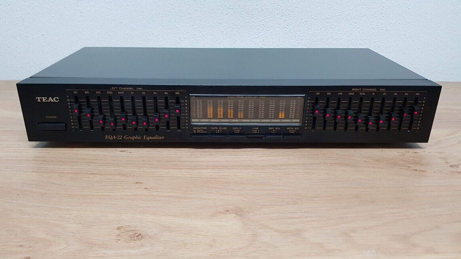 TEAC EQA-22 Stereo Graphic Equalizer / 10 band / Mint (Japan) | Aukro